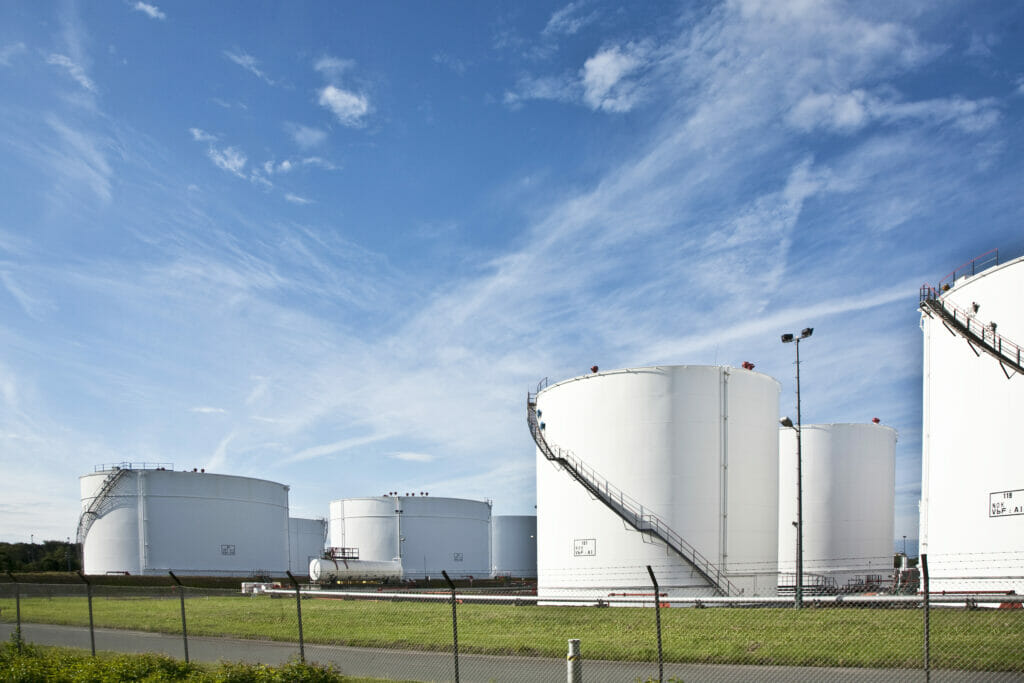 50% time reduction for pre-inspection cleaning in sour water tank